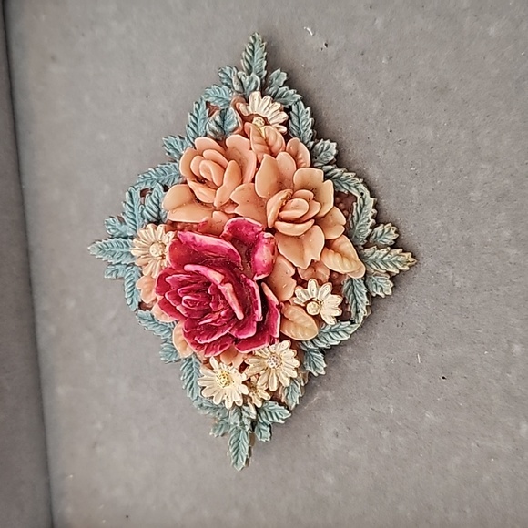 Jewelry | Vintage Plastic Rose Brooch | Poshmark